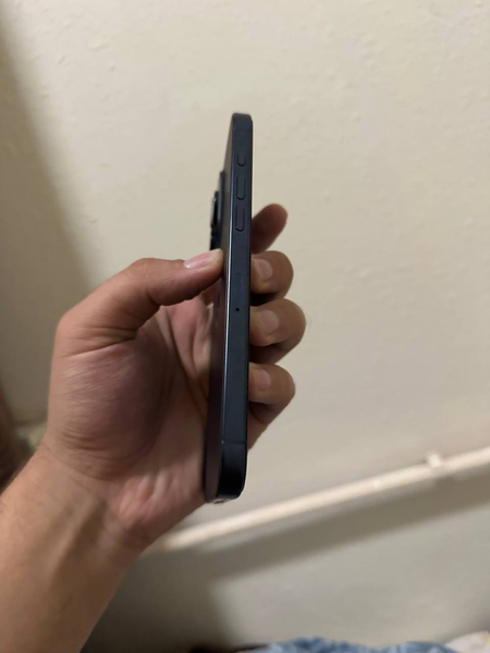 Iphone 15 pro max 256 Gb sim kartali 155 sikl