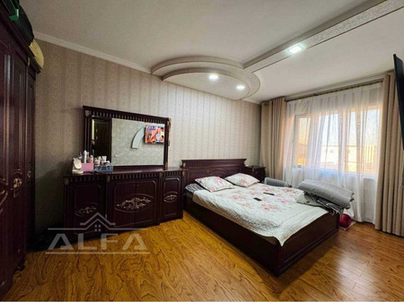 3 xonali qilingan 108m2 3-qavat g’ishtli dom sotiladi.