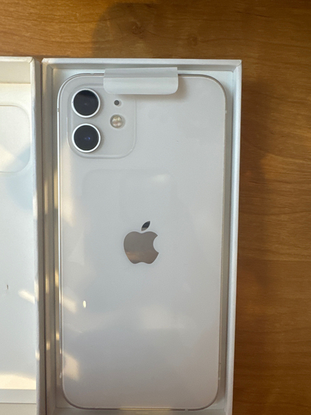 Iphone 12 белый 64gb