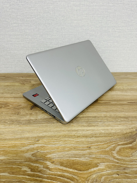 HP Ультрабук Ryzen 3-12 Поколения как новый для Трейдинга и Работы