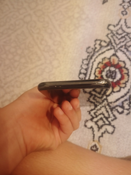 Iphone x ideal holatda