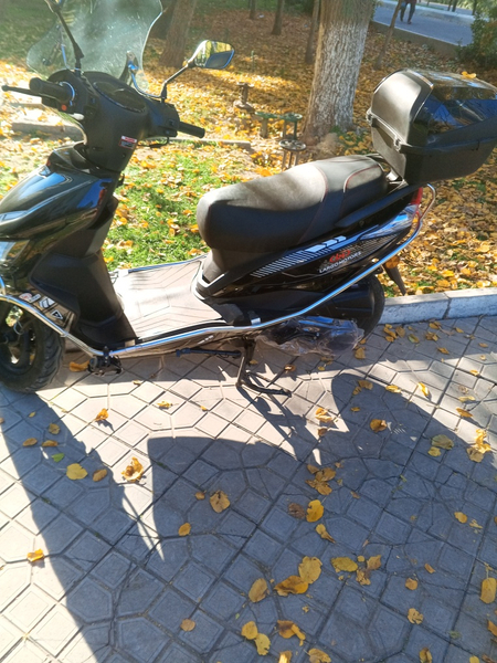 Largo Motors Sukutur benzin 92 km yurgan