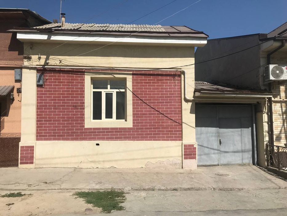 Uy sotiladi uch tepa tumani besh qaeragocj tranvoy
