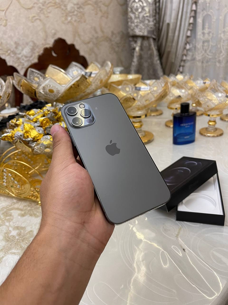 Iphone 12 pro LL/A