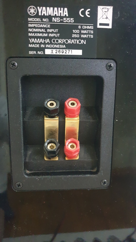 Продаются напольные колонки YAMAHA NS-555