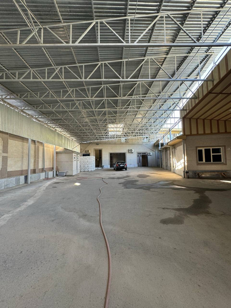Продается база 1050кв с офисами и складами в центре
