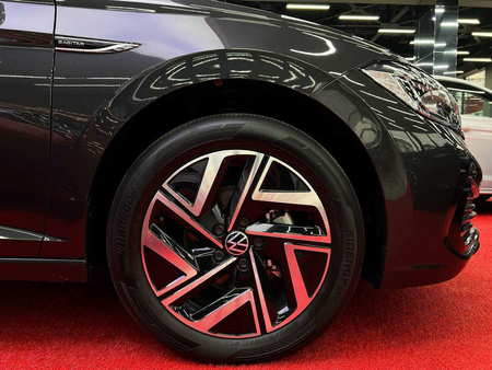 Сотувда мавжуд! Volkswagen Sagitar