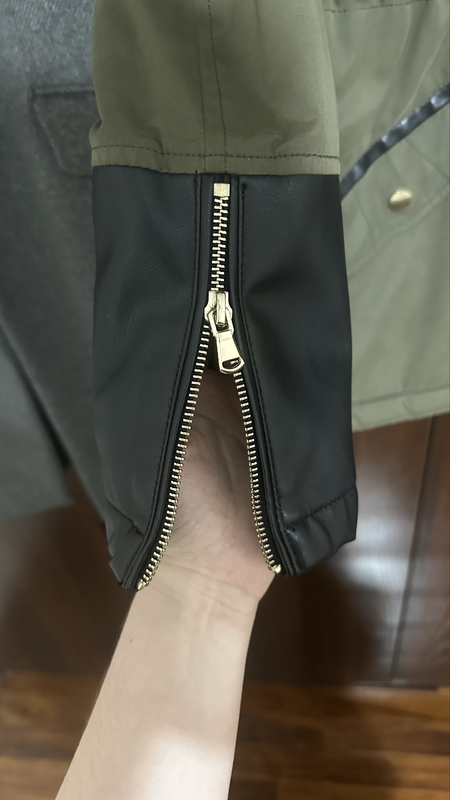 Продается парка Stradivarius