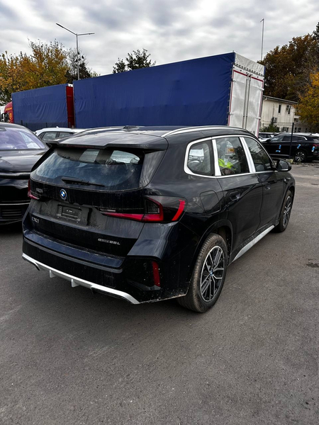 Bmw ix1, 2024 25L