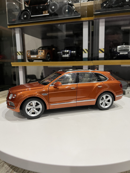 1:18 Model. Bentley Bentayga