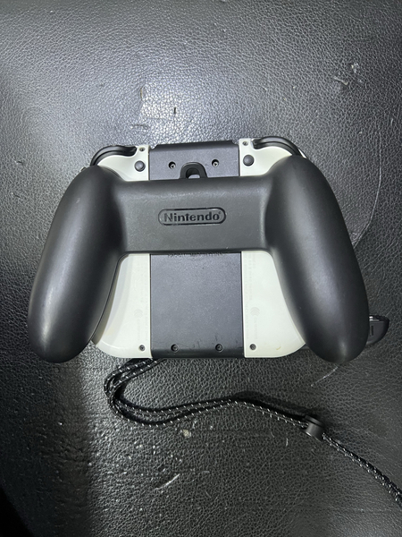 Nintedo switch oled в подарок три игры