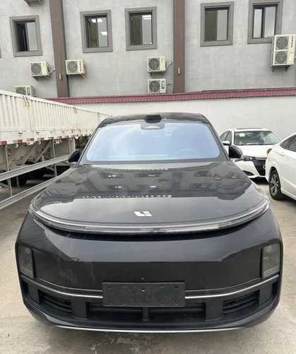 LIXIANG L9 MAX elektromobillarimizning barcha ranglari mavjud