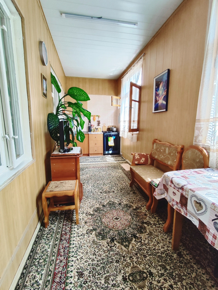 Чиланзар-13, Продаётся  просторная 3-комнатная квартира  91м²