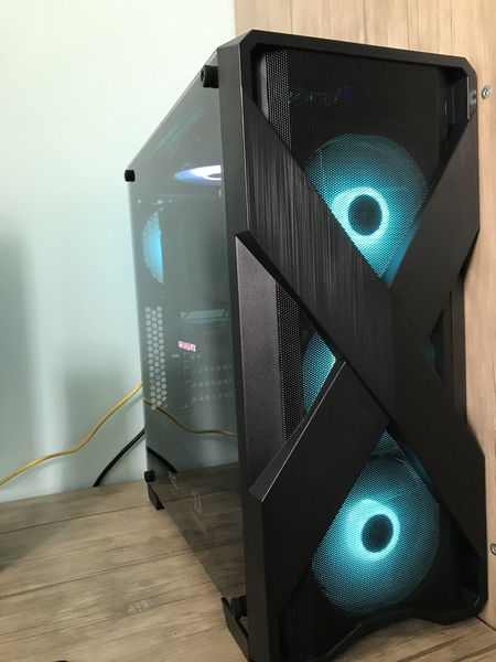 Продаётся тяжёлый компьютерный кейс RTX 3060
