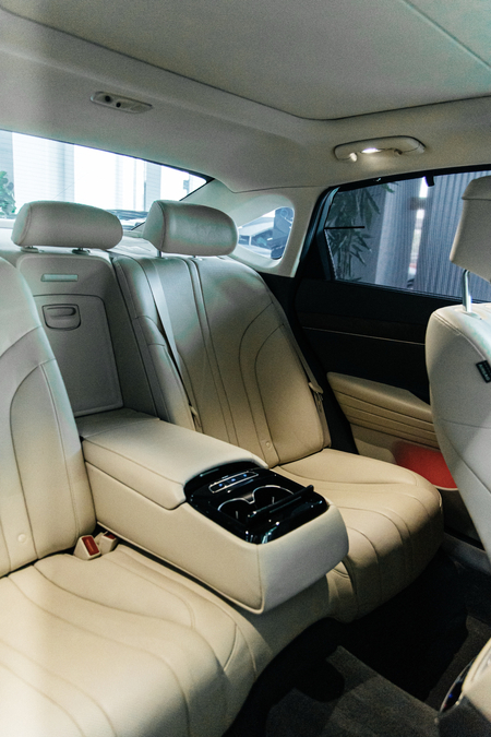 Genesis G 80 tayyor naxt va avtokredit qilib beramiz