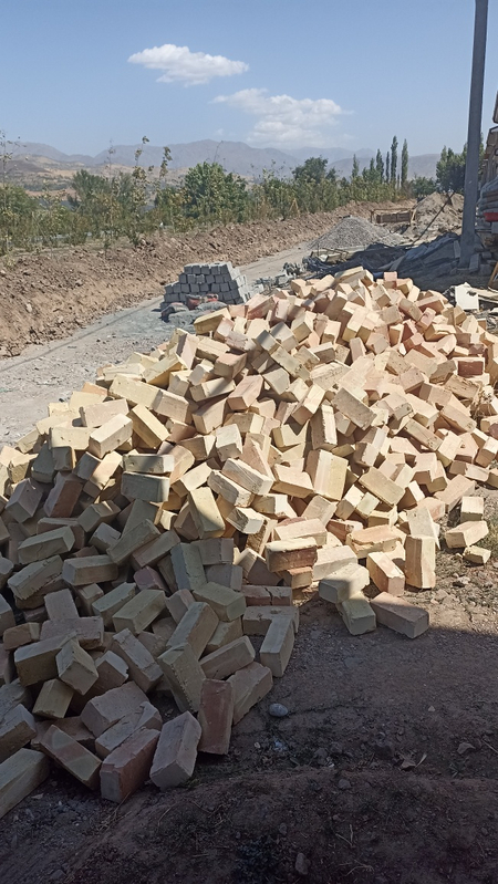 Poltora pishgan gʻisht палтара пишган гишт ғишт