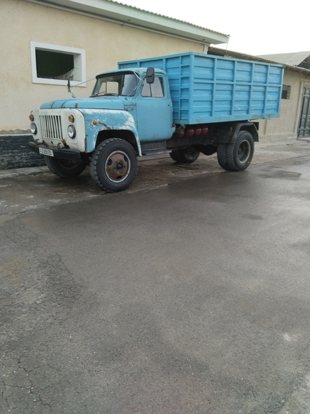 Gaz 53 1990 yil ishlab yurgan moshina