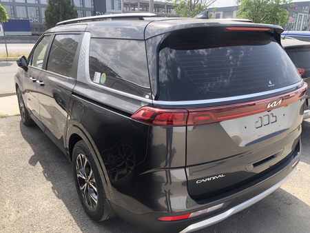 KIA Carnival Prestige Light