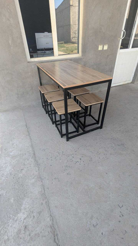 Новинка,  стол с  табуретами 6+1