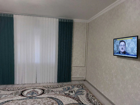 Сдается 3 х комнатная Кадышева. Рядом Метро
