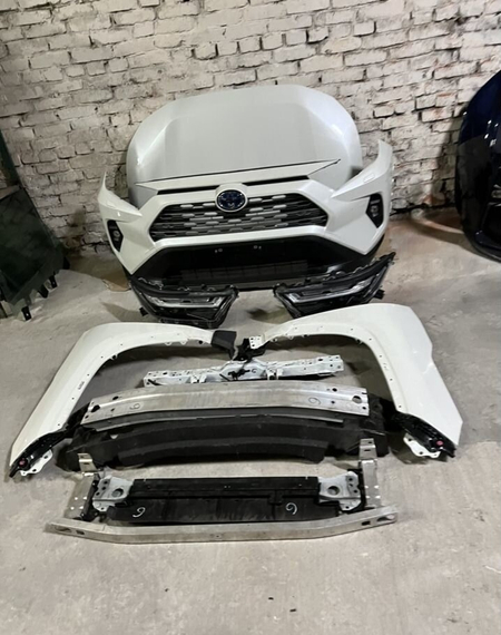 TOYOTA все марки радной цвет запчасти