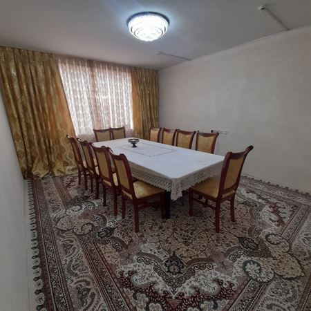 Qorasuv 6 3xonali kvartira arendaga beriladi