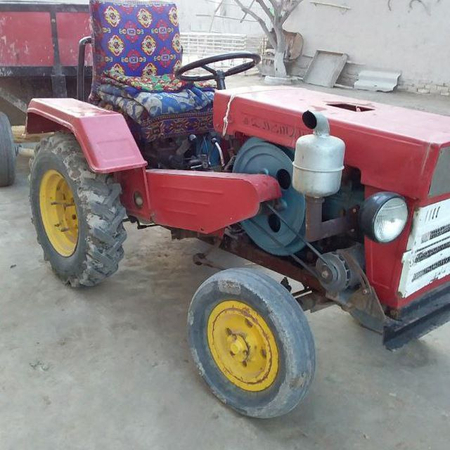 Mini traktor sotiladi
