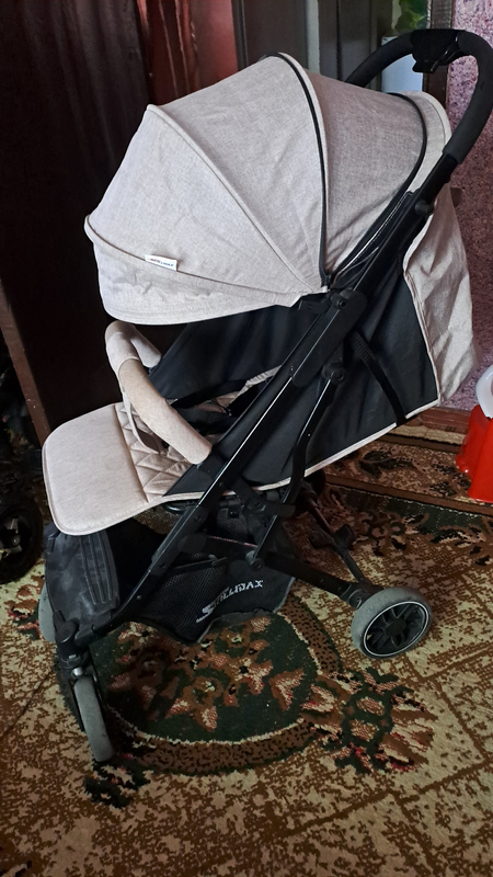Продаётся каляска лёгкая