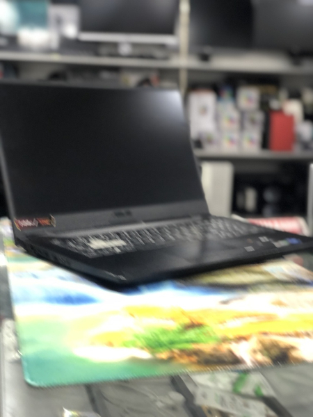 Kuchli igrovoy noutbuk ASUS TUF Gaming