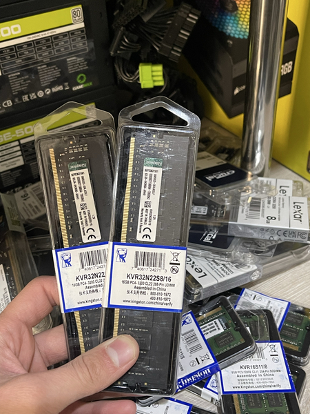 Kingston ddr4 16 Gb 3200 Yangi