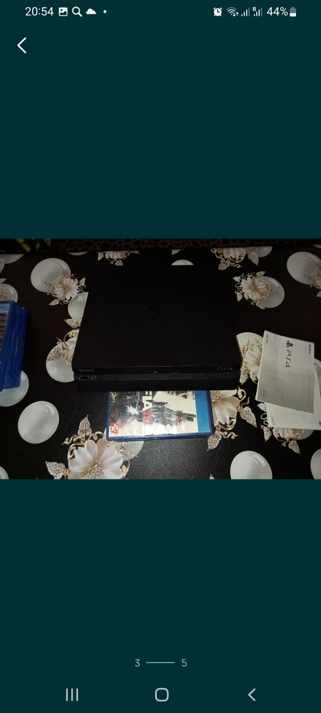 Продаётся PlayStation 4