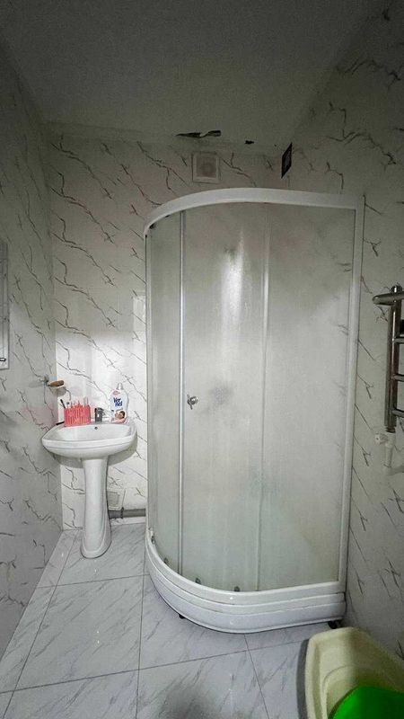 3 xonali kvartira sotiladi. e'lon id:254660