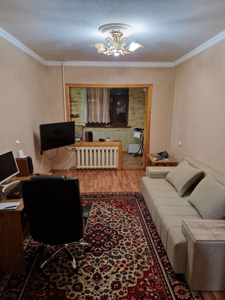 Юнус Абад 19 квартал, София, Корзинка продаётся 3-х комн квартира