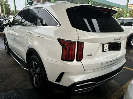 Продам KIA Sorento 2022 года 7ми местная