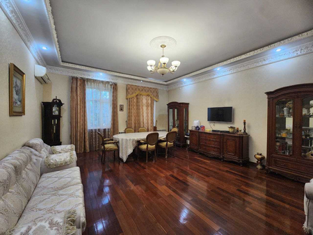 Продается дом 4 сотки за рестораном Джуманджи
