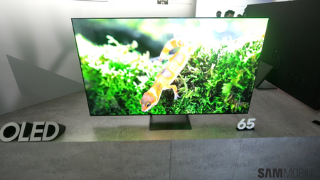 Телевизор Samsung UE-55AU7500 55