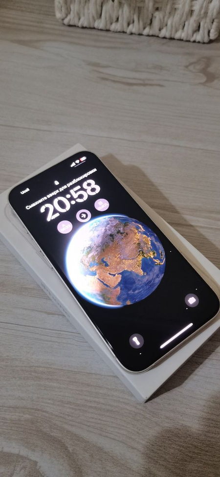 iPhone 13.  128гб Srochno prodayetsa