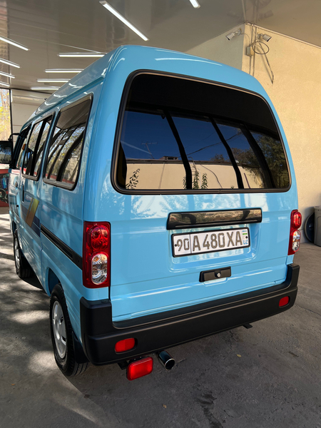 Chevrolet Damas deluxe
