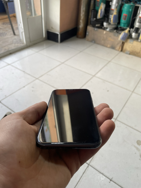 iPhone 11 с гарантией