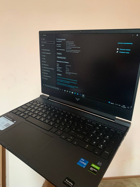 HP Victus Core i5-12450H 8/512