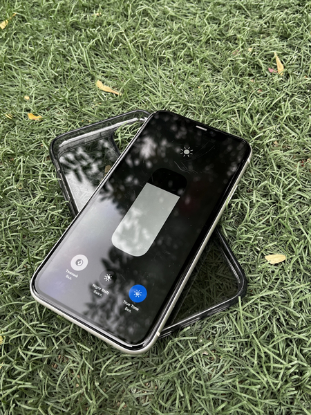 Iphone 11  64 gb
