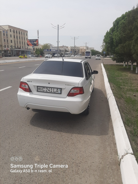 Pult qoyilgan sastiyqnasi zur olasiz minqsiz