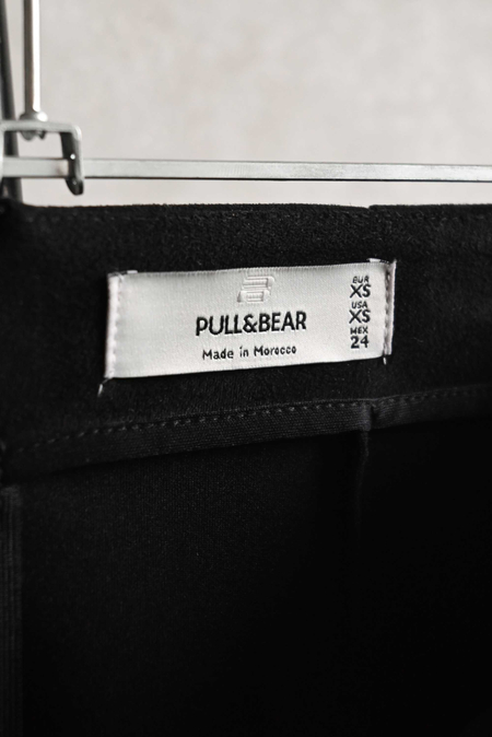 Юбка черная XS Pull&Bear (+ серёжки в подарок)