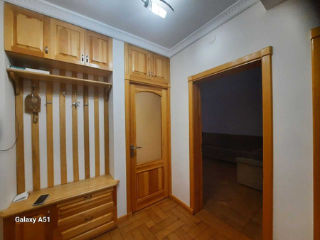 Продаётся квартиры 3/3/4 на Юнусабадском районе улица Ок тепа (J2356)