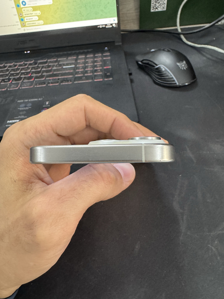 Продаю iphone 15 pro white 128 gb