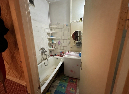 Ттз-1 продается квартира 2/1/4 балкон 1.5×6