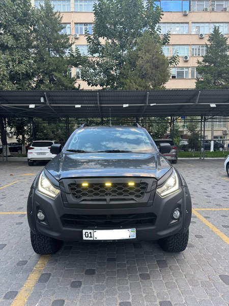 Продается ISUZU D-MAX, 3.0 TD (Turbo Diesel), 2022 г.