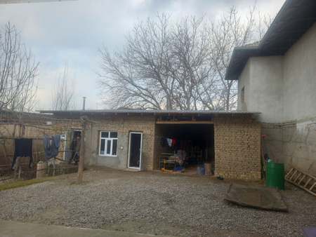 Продается дом в Янгиюльском районе.
