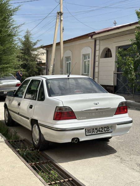 Daewoo Nexia 1 1.6L