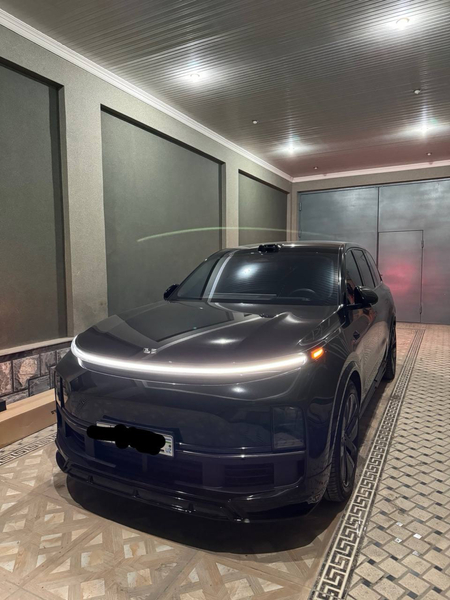 Lixiang l9 max qora 2023